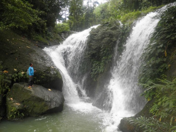 Jones, Isabela Hidden Waterfalls in its Virgin Forests – Let's go ...